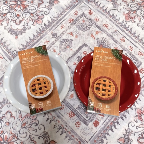 Crofton | Kitchen | New Crofton Mini Ceramic Pie Dishes | Poshmark